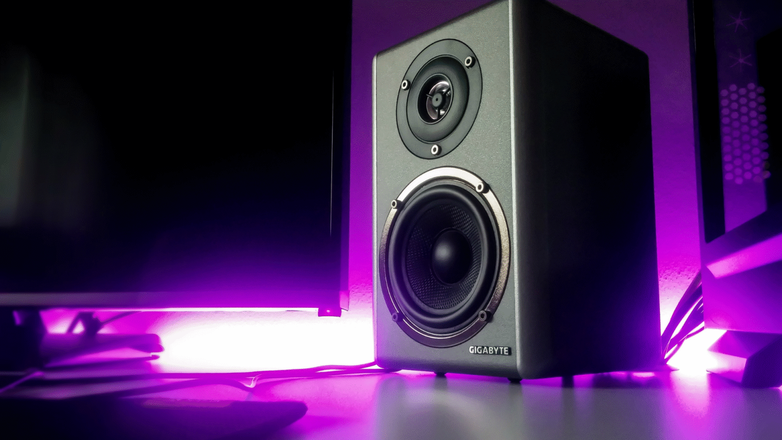 How to Choose the Right Speakers for Your Setup: A Guide to Sound ...